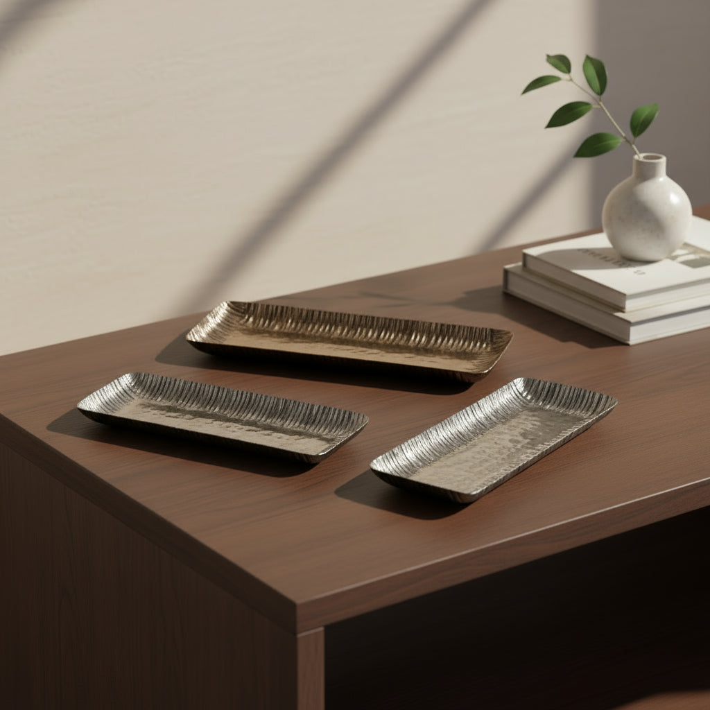 Ravya Hammered Tray Set
