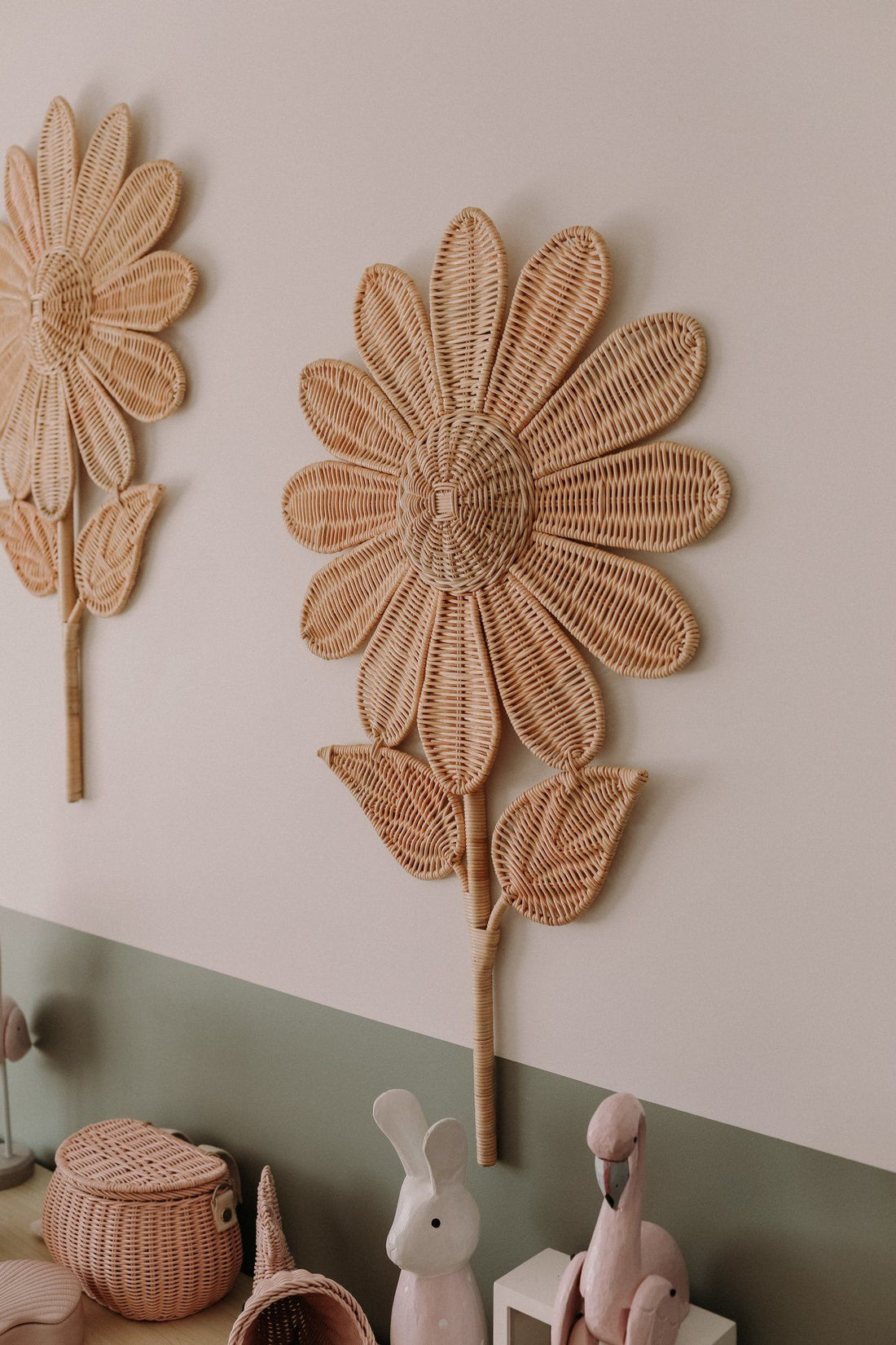 Daisy Flower Cane Wall Decor